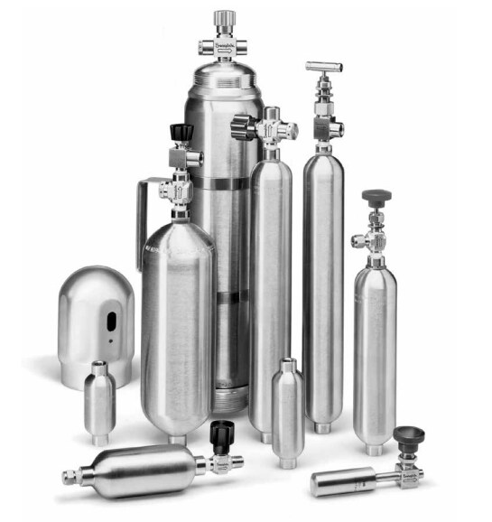 Resources | Catalogs | Sample cylinders | Swagelok